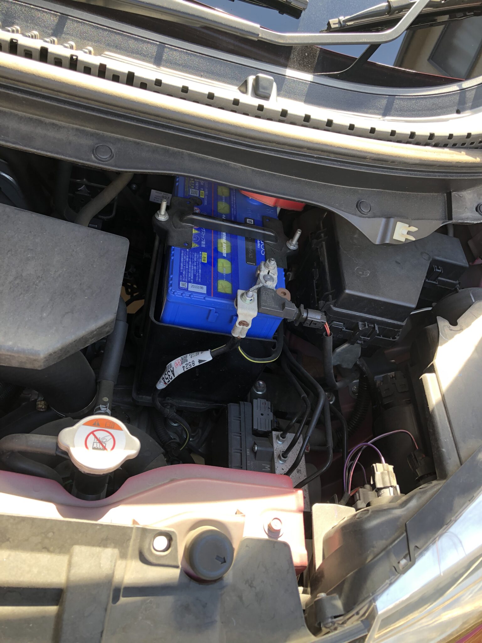 ekカスタム（B11W）バッテリー交換